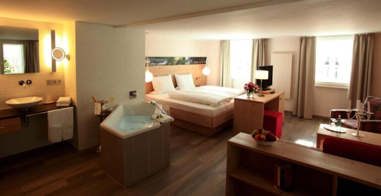 Schwarzwald Whirlpool Im Zimmer